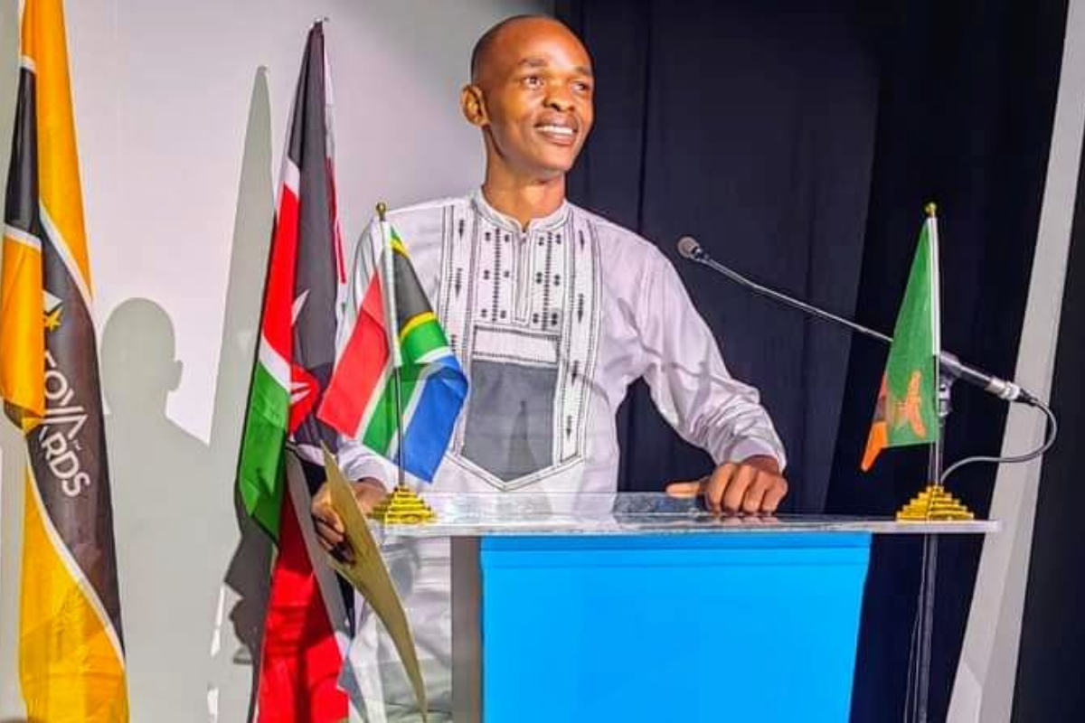 Uthula umphakathi wangakubo umthwalo obheke aMatawuzeni | Umbele ...