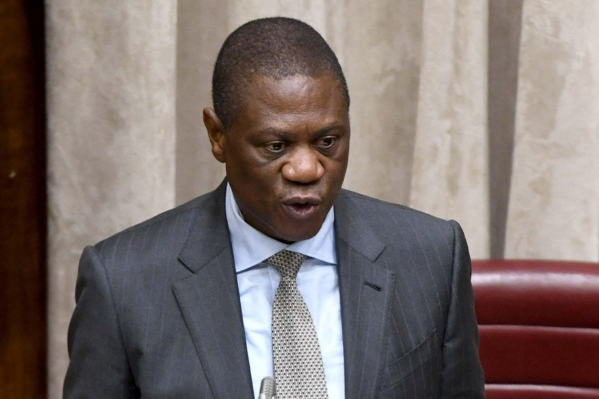 Iyakhathaza imigomo ebonakala izonquma ikusasa lezokuthutha, kuloba ...